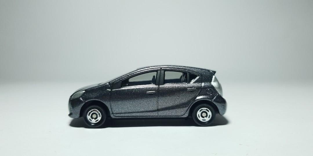 Toyota Aqua / Prius C (Tomica), Hobbies & Toys, Toys & Games on Carousell