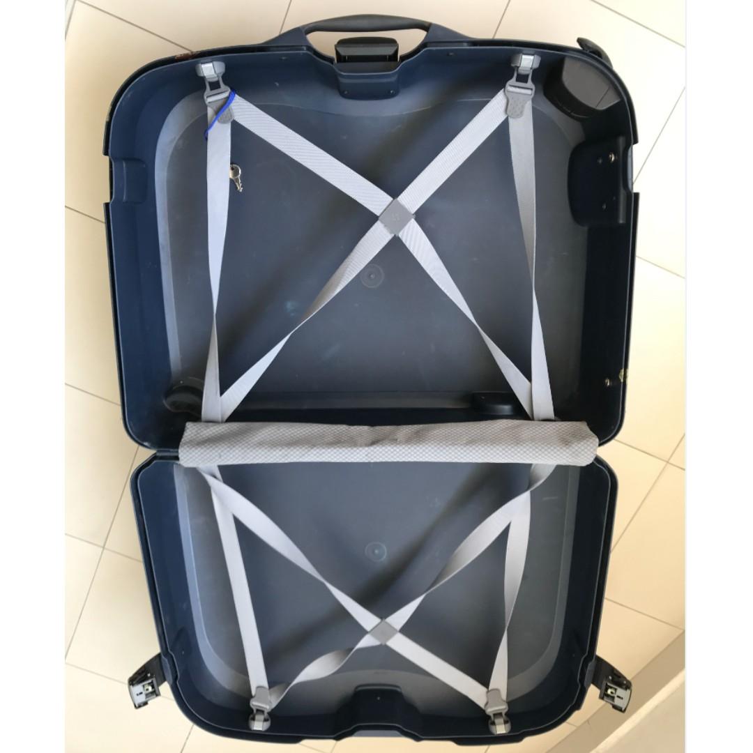 Vintage Samsonite Clam Shell Luggage 2 wheel (84 cm diagonal), Hobbies ...