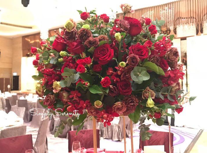 Fresh Flower, Table Centerpiece 》, 興趣及遊戲, 手作＆自家設計, 工藝用品及工具 - Carousell