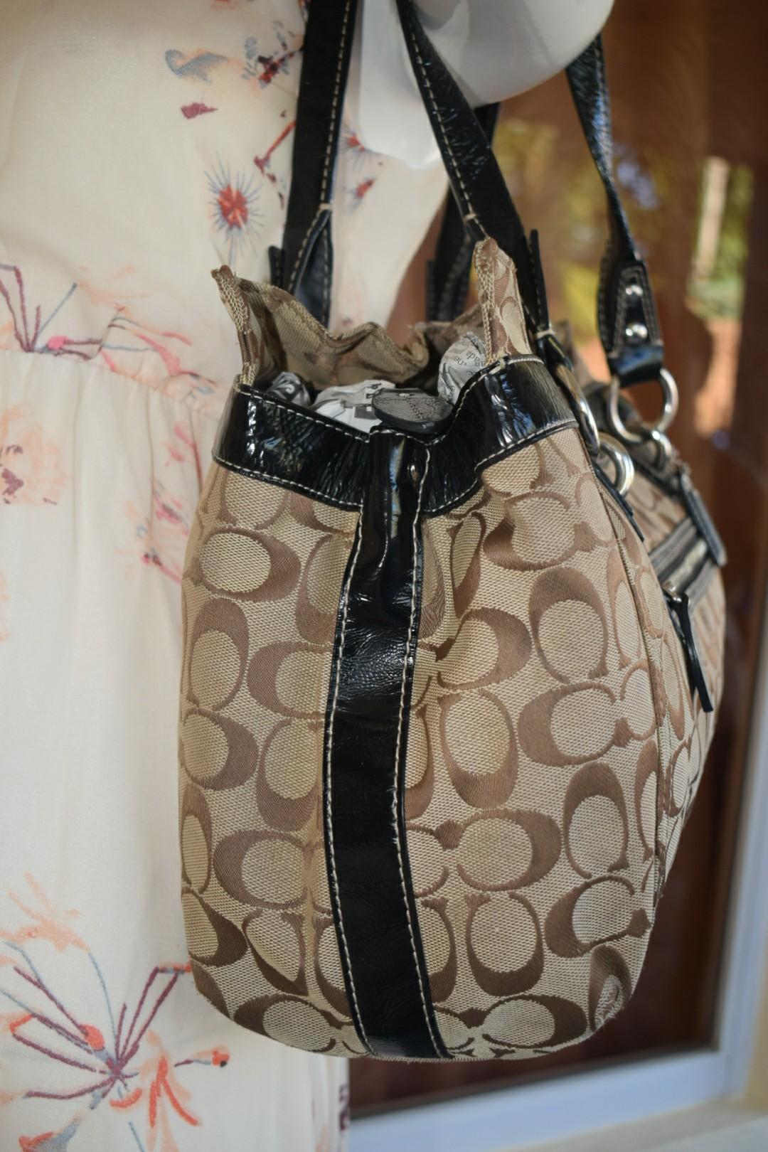 Authentic COACH Penelope Large F14692 (14001337) Black Signature Fabric ...