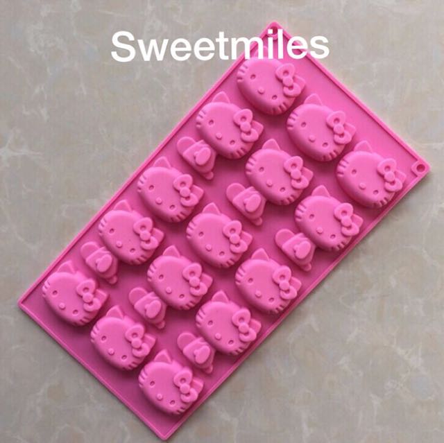 Hello Kitty Silicon Mold, Furniture & Home Living, Kitchenware ...