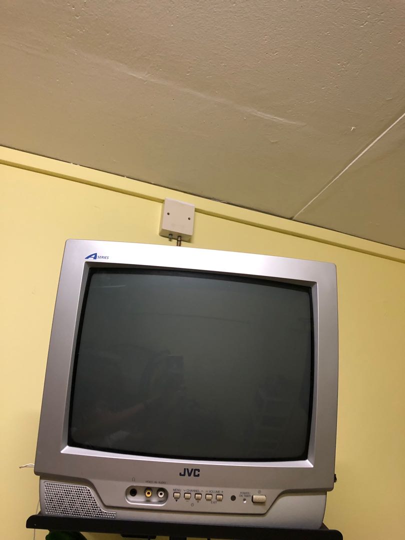 JVC 14in TV, TV & Home Appliances, TV & Entertainment, TV on Carousell