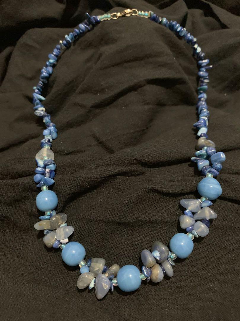 Kalung Manik Manik batu Khas Kalimantan, Fesyen Wanita, Perhiasan di ...