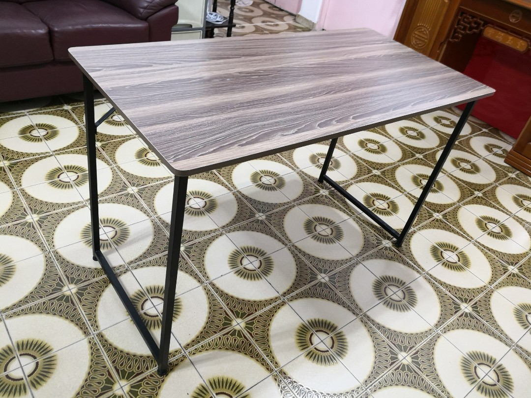 Table sell 20$, Furniture & Home Living, Furniture, Tables & Sets on ...