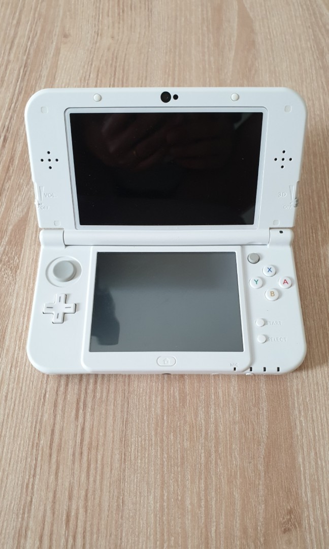 White Nintendo 3DS XL, Video Gaming, Video Game Consoles, Nintendo on ...