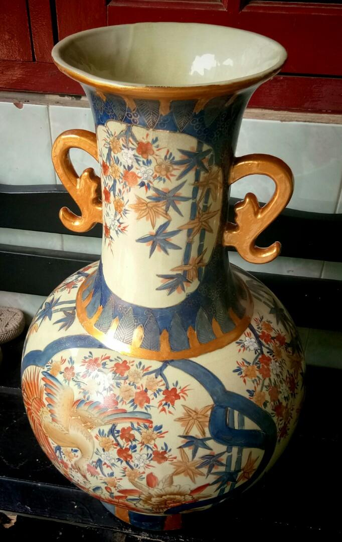 Guci Antik, Perabotan Rumah di Carousell