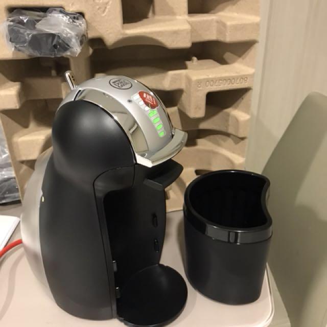 Nescafe dolce gusto genio 2 coffee maker (BNIB) with machine warranty ...