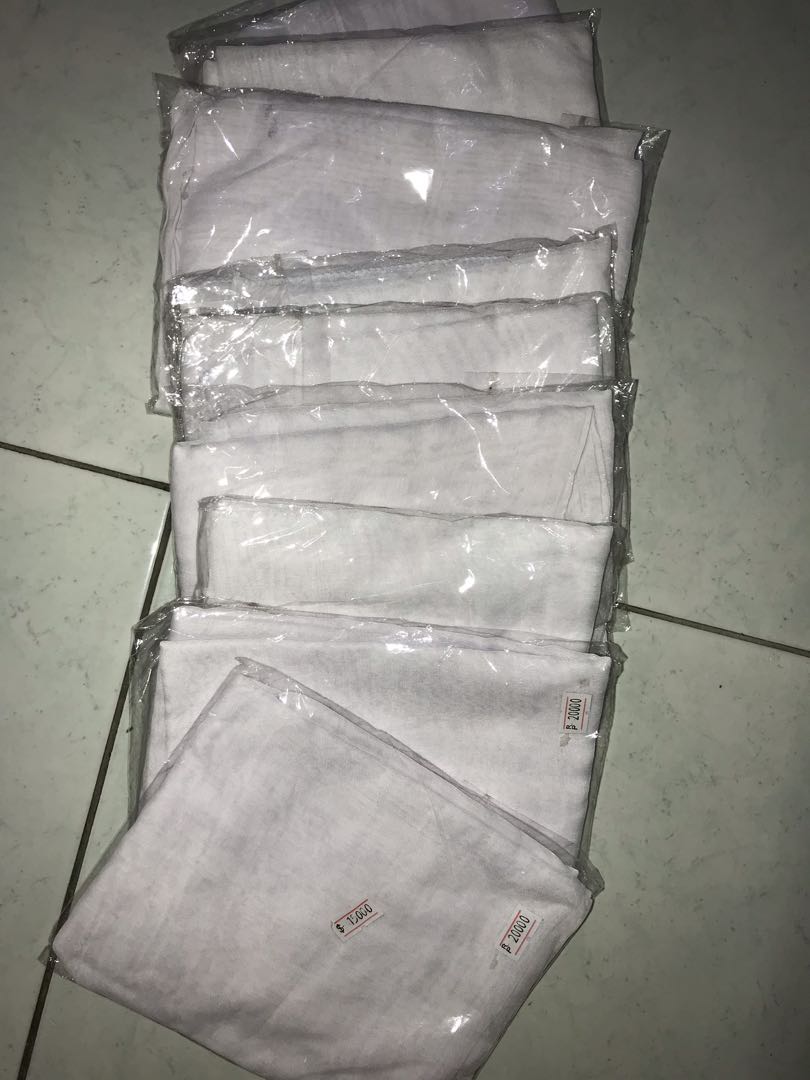 Segi empat putih polos paris, Fesyen Wanita, Muslim Fashion, Syal di ...