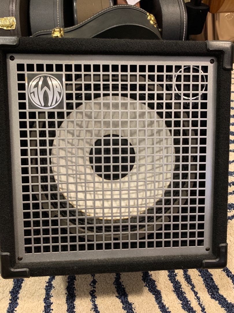 SWR LA12 Bass Combo, Hobbies & Toys, Music & Media, Musical Instruments ...