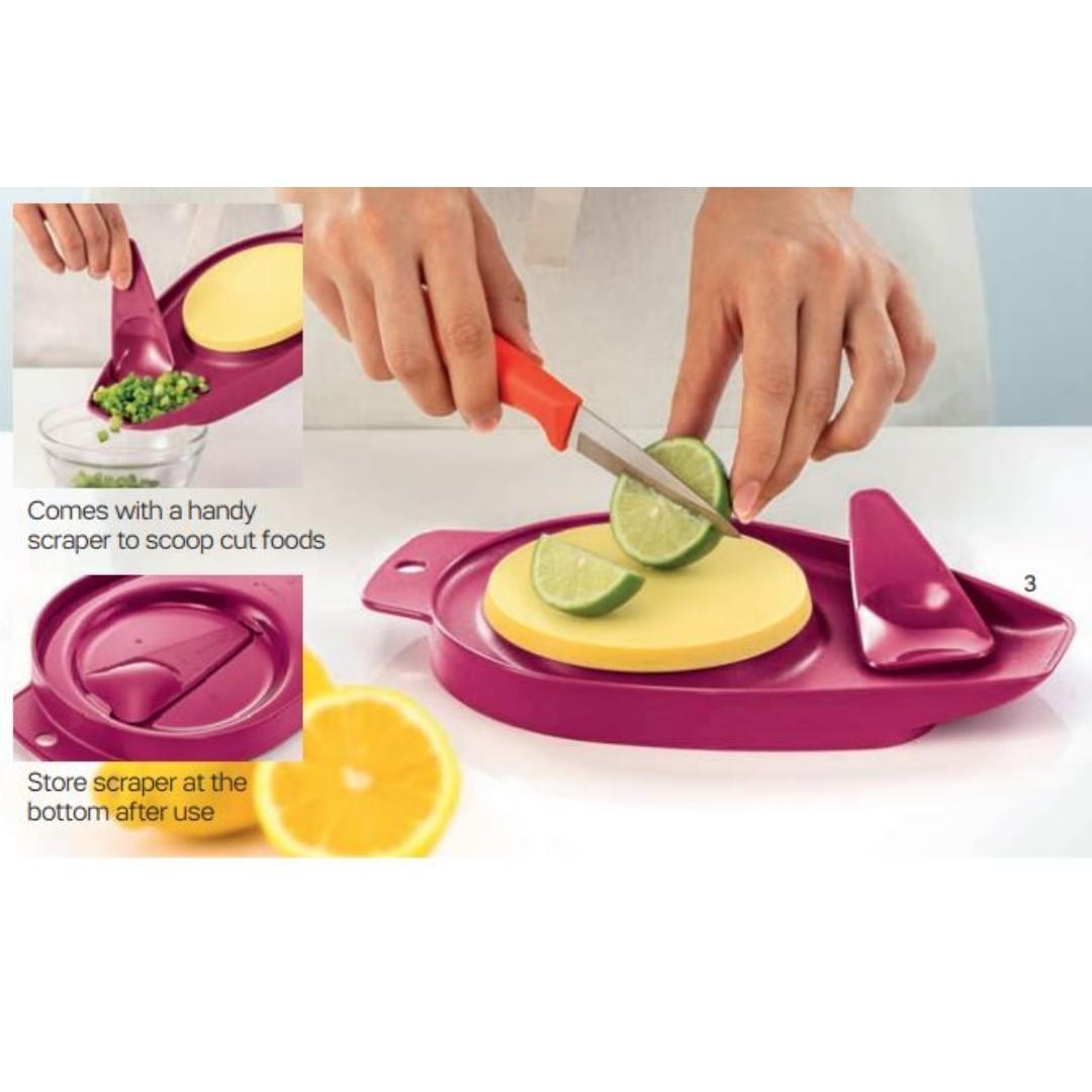 Tupperware Chop N Pour Set with Spatula (1), Furniture & Home Living ...