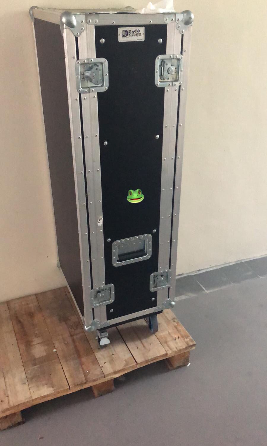 27U - 19”inch Rack, Hobbies & Toys, Music & Media, Musical Instruments ...