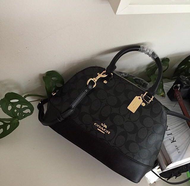 Coach Alma Bag, Olshop Fashion, Olshop Wanita di Carousell