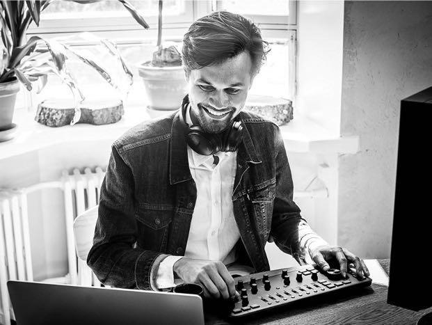 Loupedeck Photo and Video Editing Console, TV & Home Appliances, TV ...