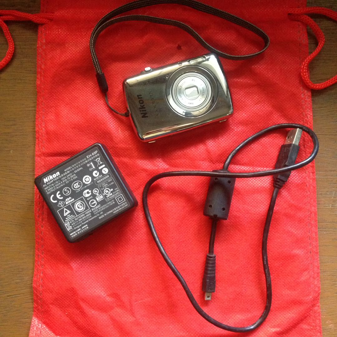 NIKON COOLPIX S01 (Pocket Digicam) (Silver), Photography, Cameras on ...