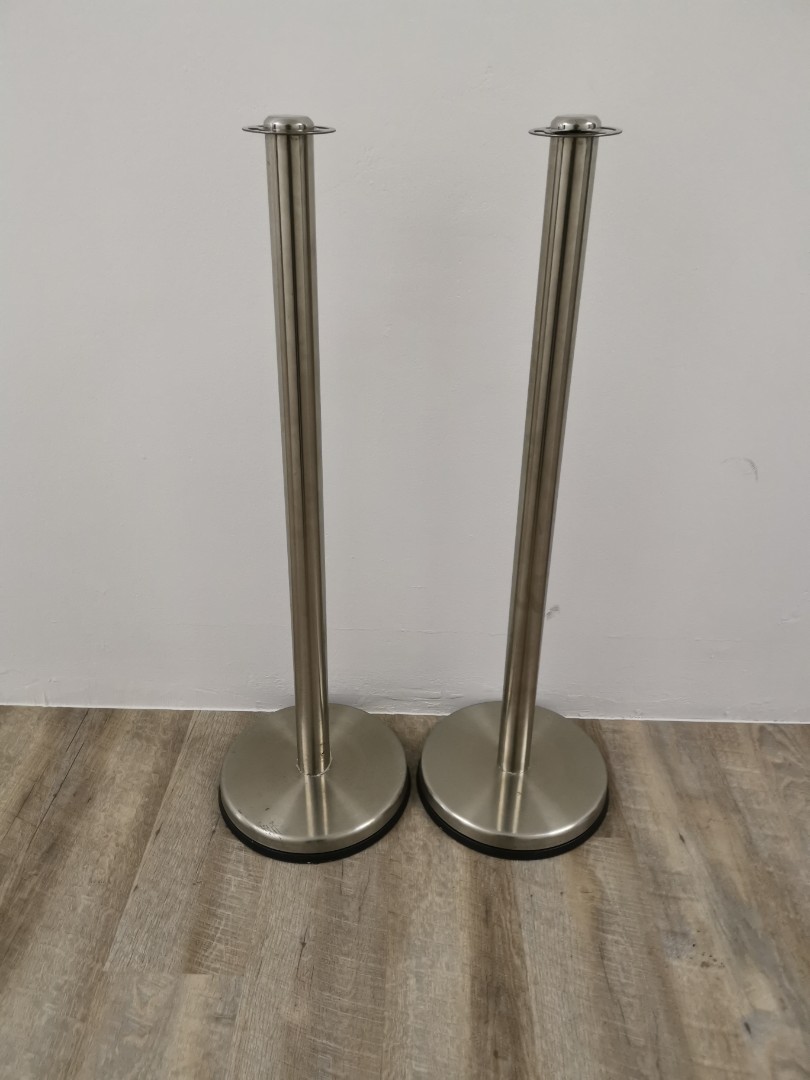 Used Q-pole, Furniture & Home Living, Furniture, Other Home Furniture ...