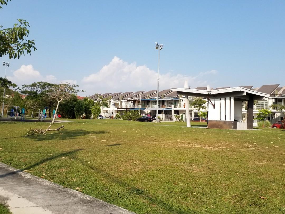 2 Storey (Intermediate) Natronix Nusari Aman 1B Bandar Sri Sendayan, Property, For Sale on Carousell