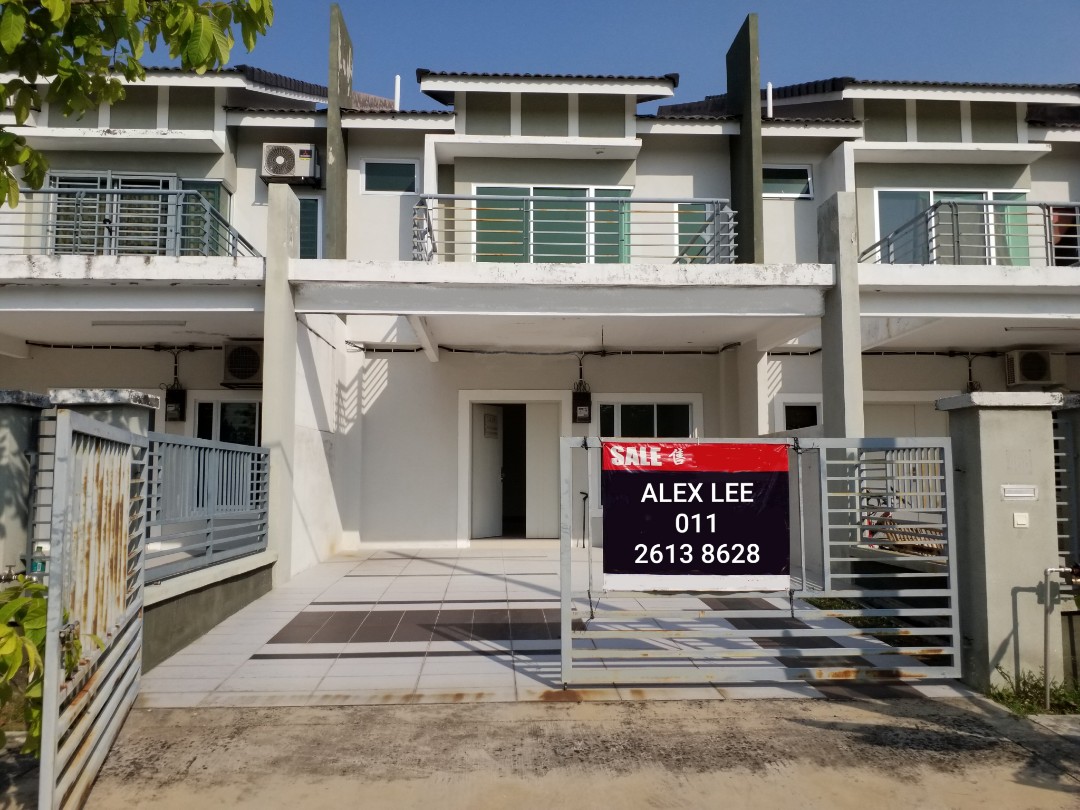 2 Storey (Intermediate) Natronix Nusari Aman 1B Bandar Sri Sendayan, Property, For Sale on Carousell