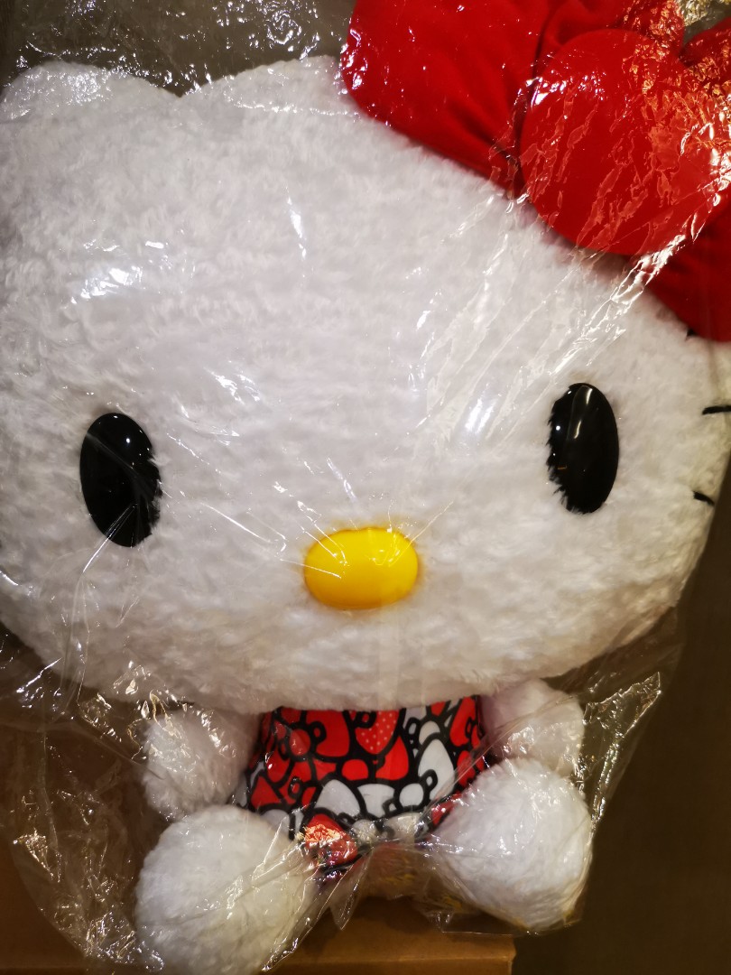 Hello Kitty Big Size, Hobbies & Toys, Toys & Games on Carousell