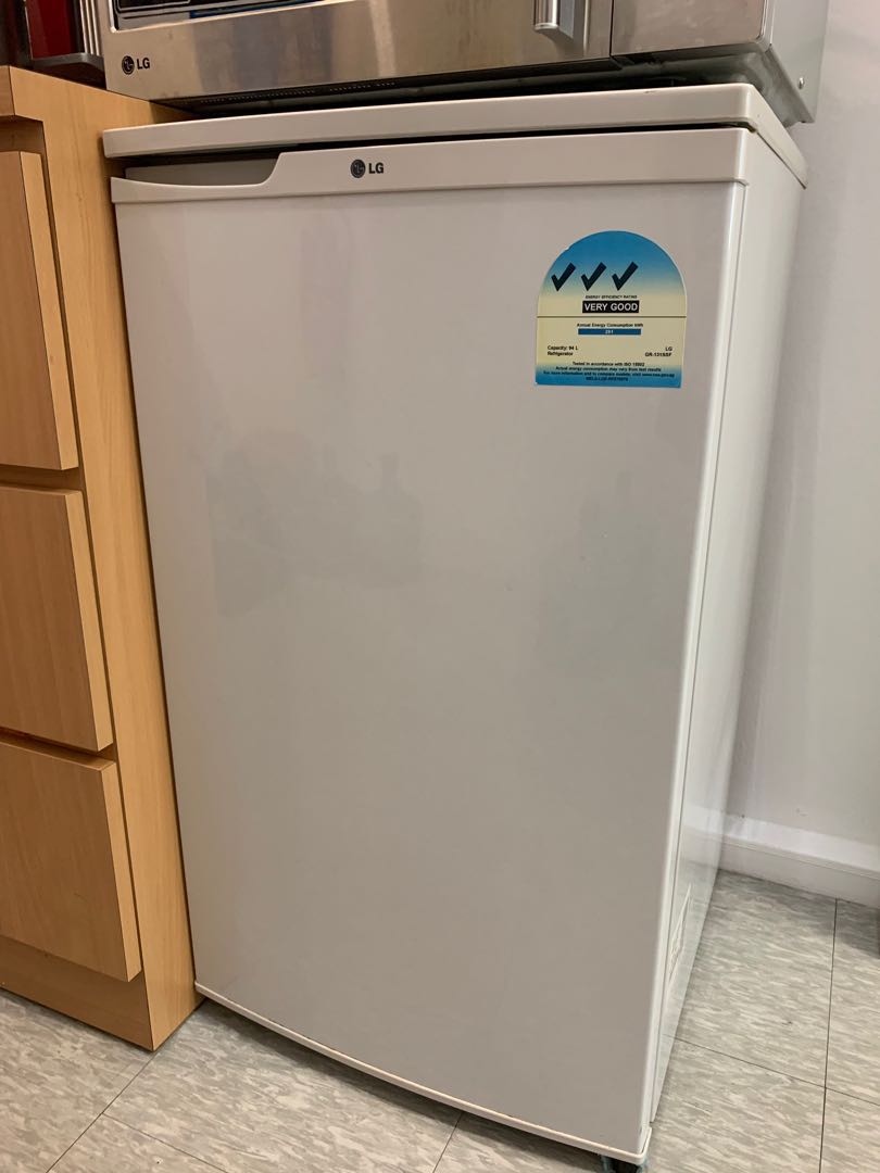 LG Mini Fridge, TV & Home Appliances, Kitchen Appliances, Refrigerators ...