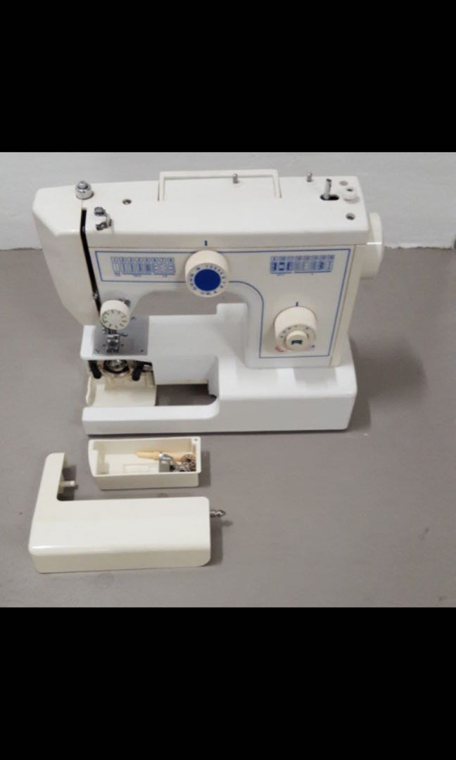 Sakura sewing machine model 9313, TV & Home Appliances, Washing ...