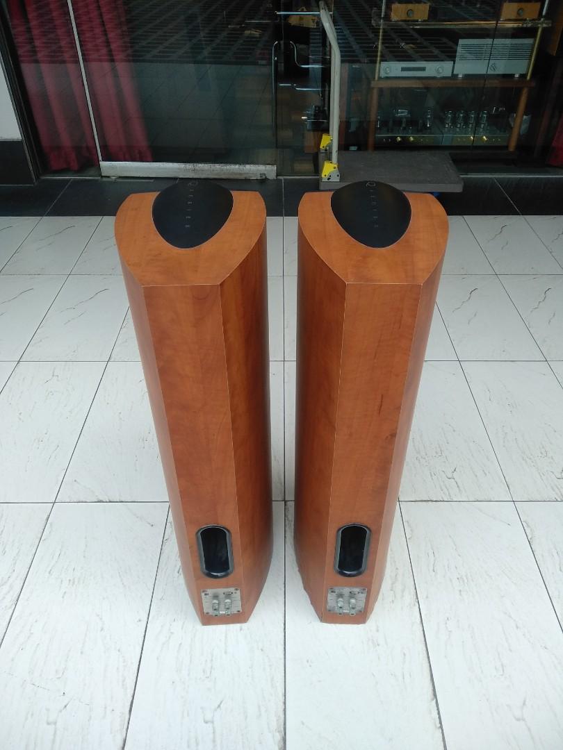 Kef q5 floorstand speakers. Cheap. Good reviews., Audio, Soundbars ...
