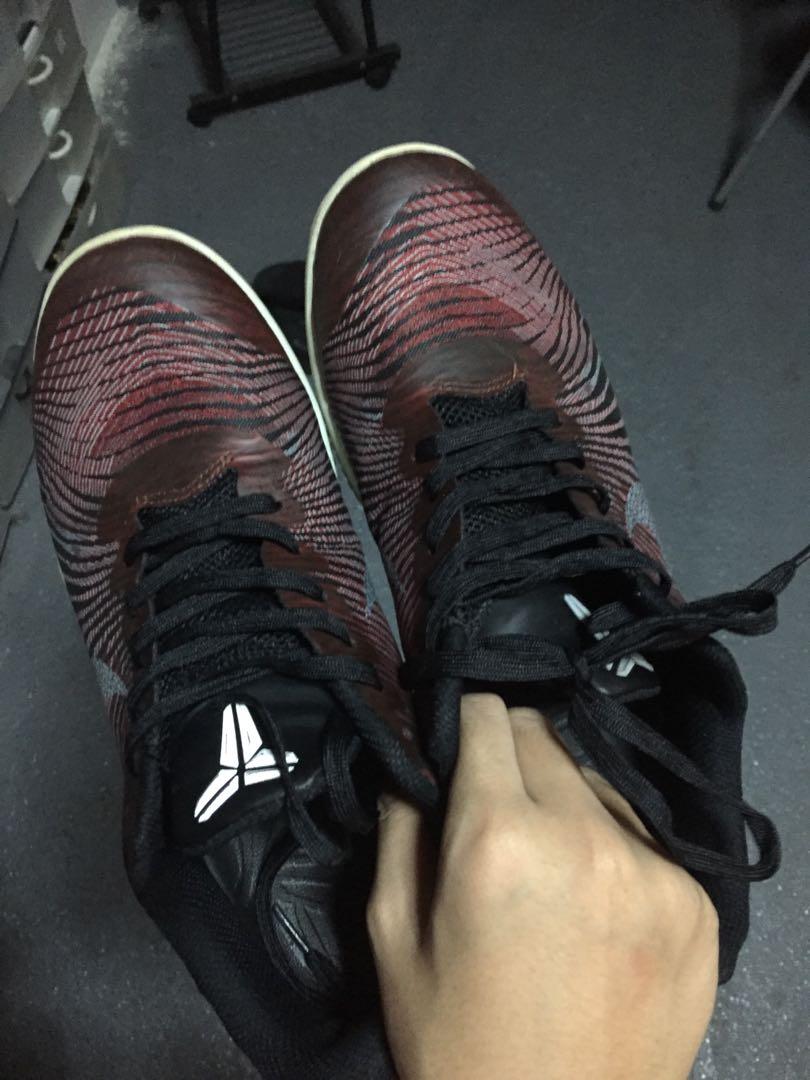 KOBE MENTALITY 2 "University Red", Men's Fashion, Footwear, Sneakers on ...