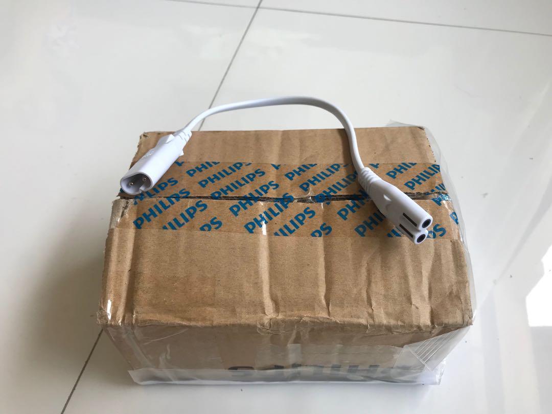 Philips 31089 LED T5 connector, TV & Home Appliances, TV ...