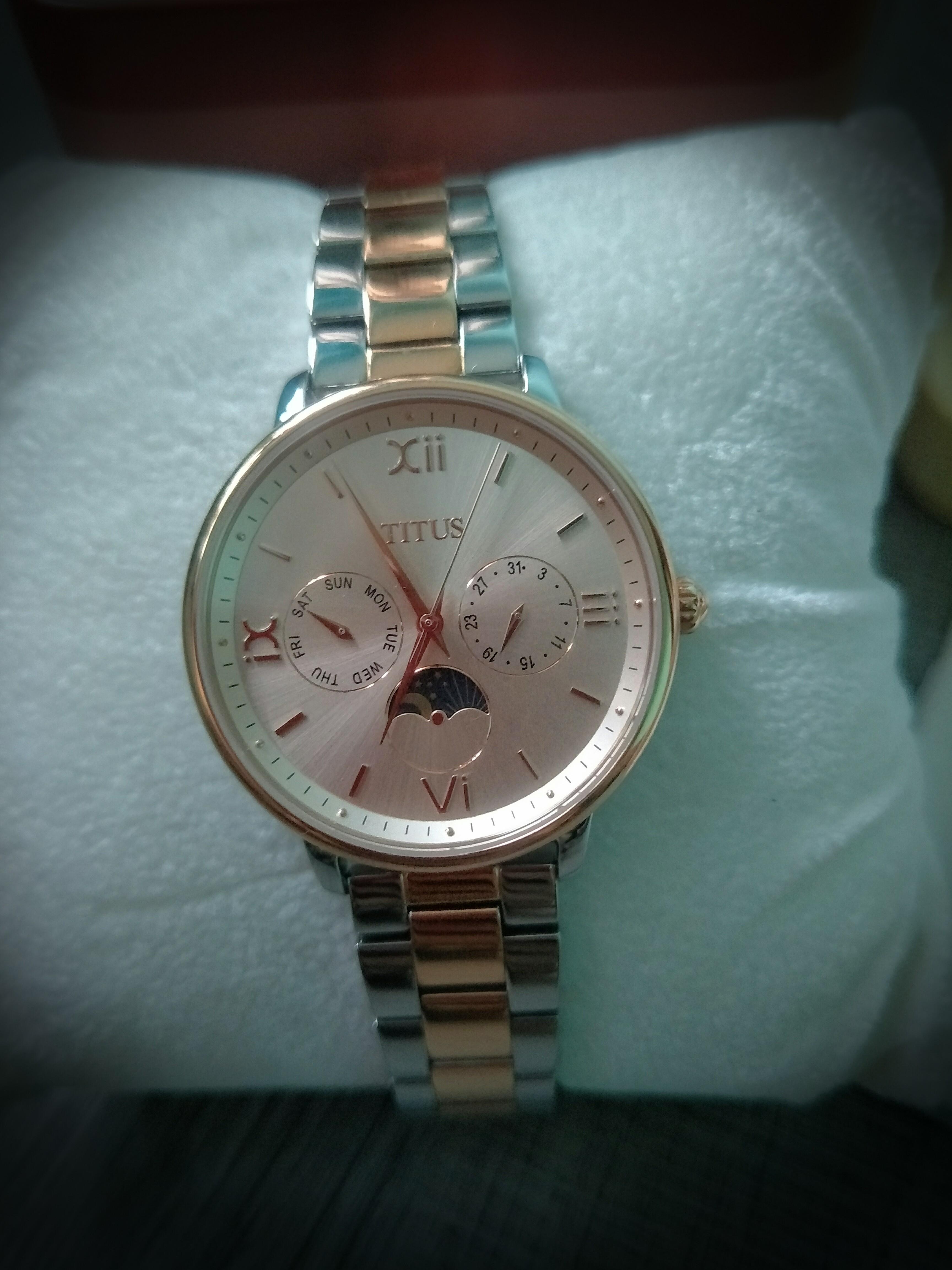 Solvil et Titus (Rose Gold), Luxury, Watches on Carousell