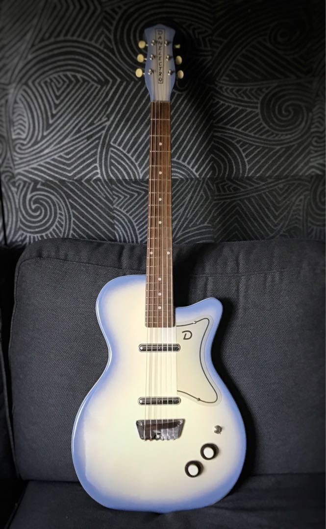 90s first Reissue Korean made danelectro U2, Music & Media, Music ...