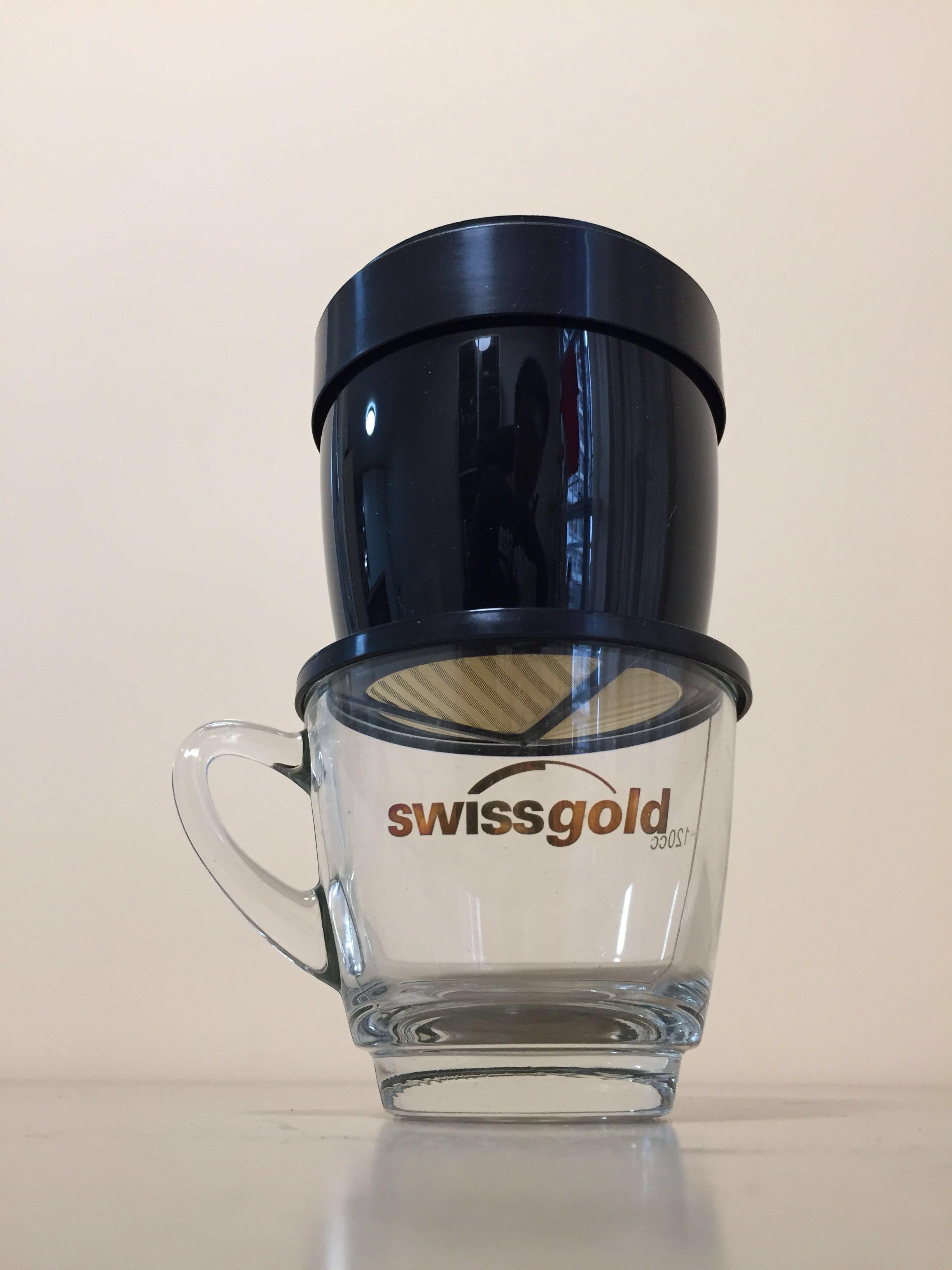 瑞士 Swissgold 黃金冰滴咖啡濾器連杯, 家庭電器, 廚房電器, 咖啡機及咖啡壺 - Carousell