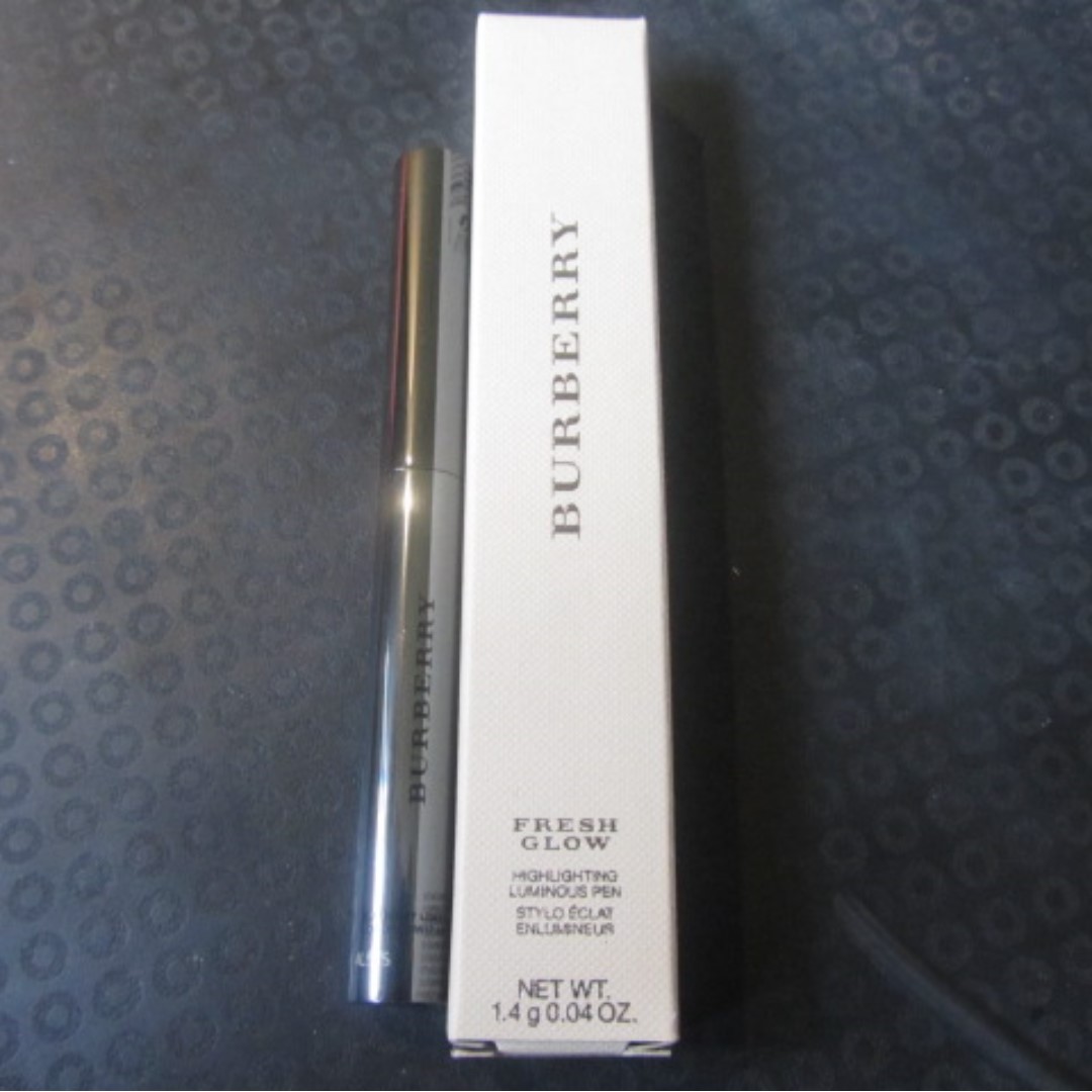Burberry Fresh Glow Highlighter Luminous Pen in Nude Radiance No 01 (UP ...