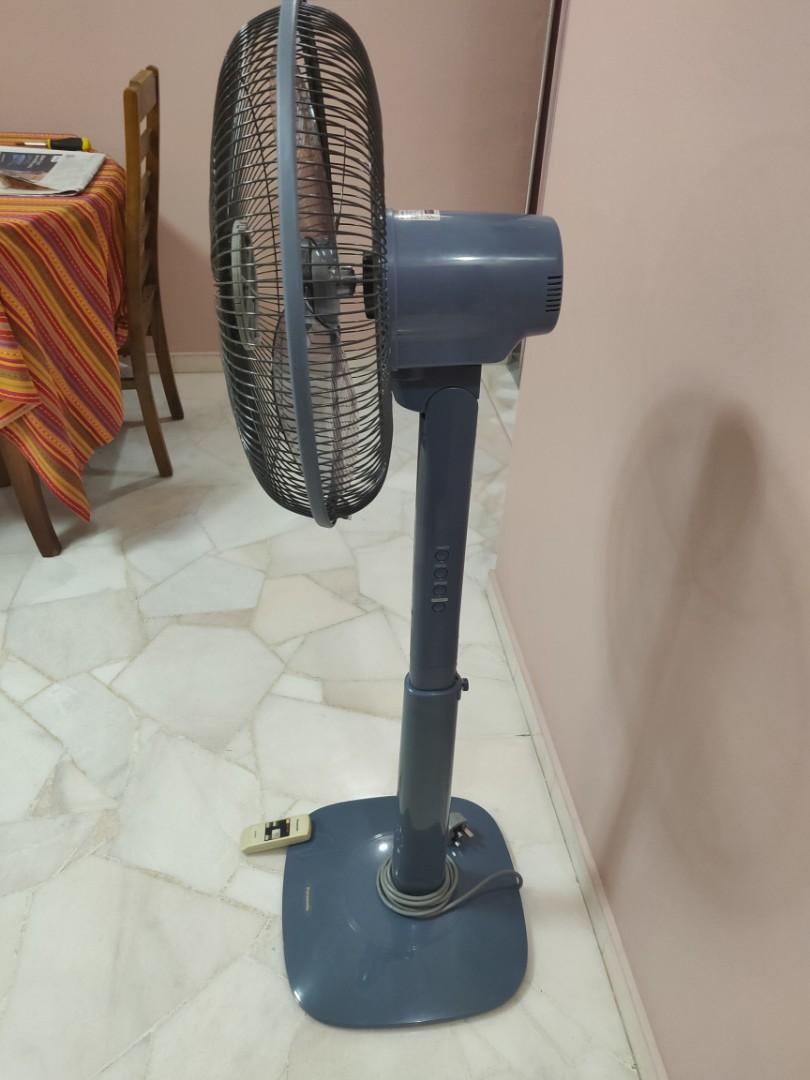 Panasonic Stand Fan F409KS with remote, Furniture & Home Living ...
