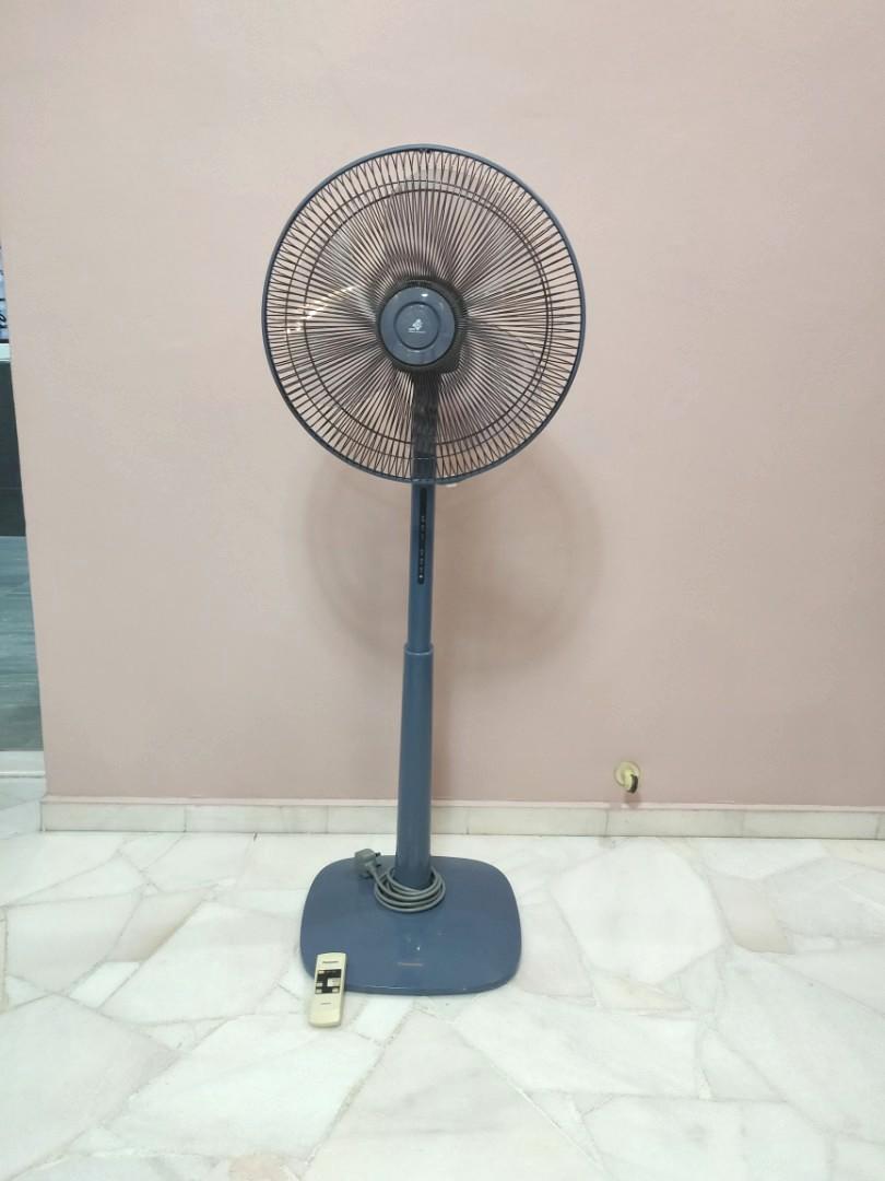 Panasonic Stand Fan F409KS with remote, Furniture & Home Living ...