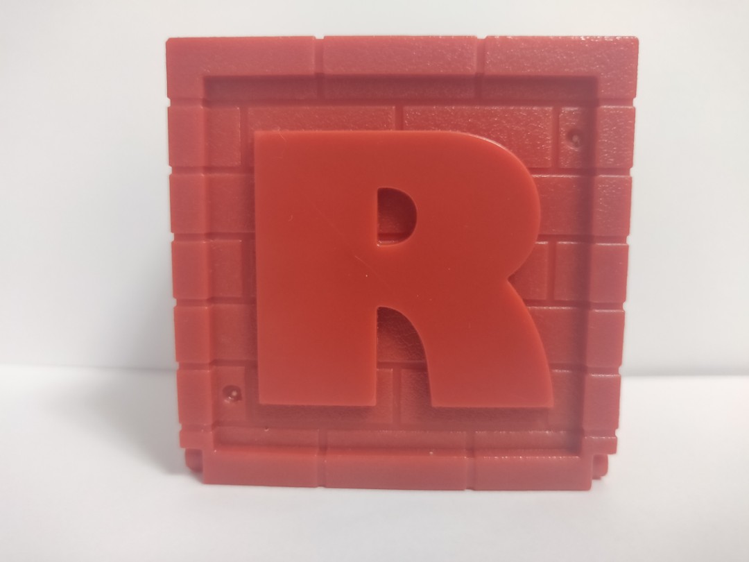 roblox figure red box HK20, 興趣及遊戲, 玩具 & 遊戲類 - Carousell