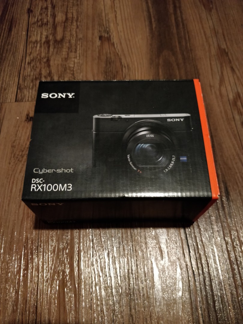 Sony RX100 M3 iii, Photography, Cameras on Carousell