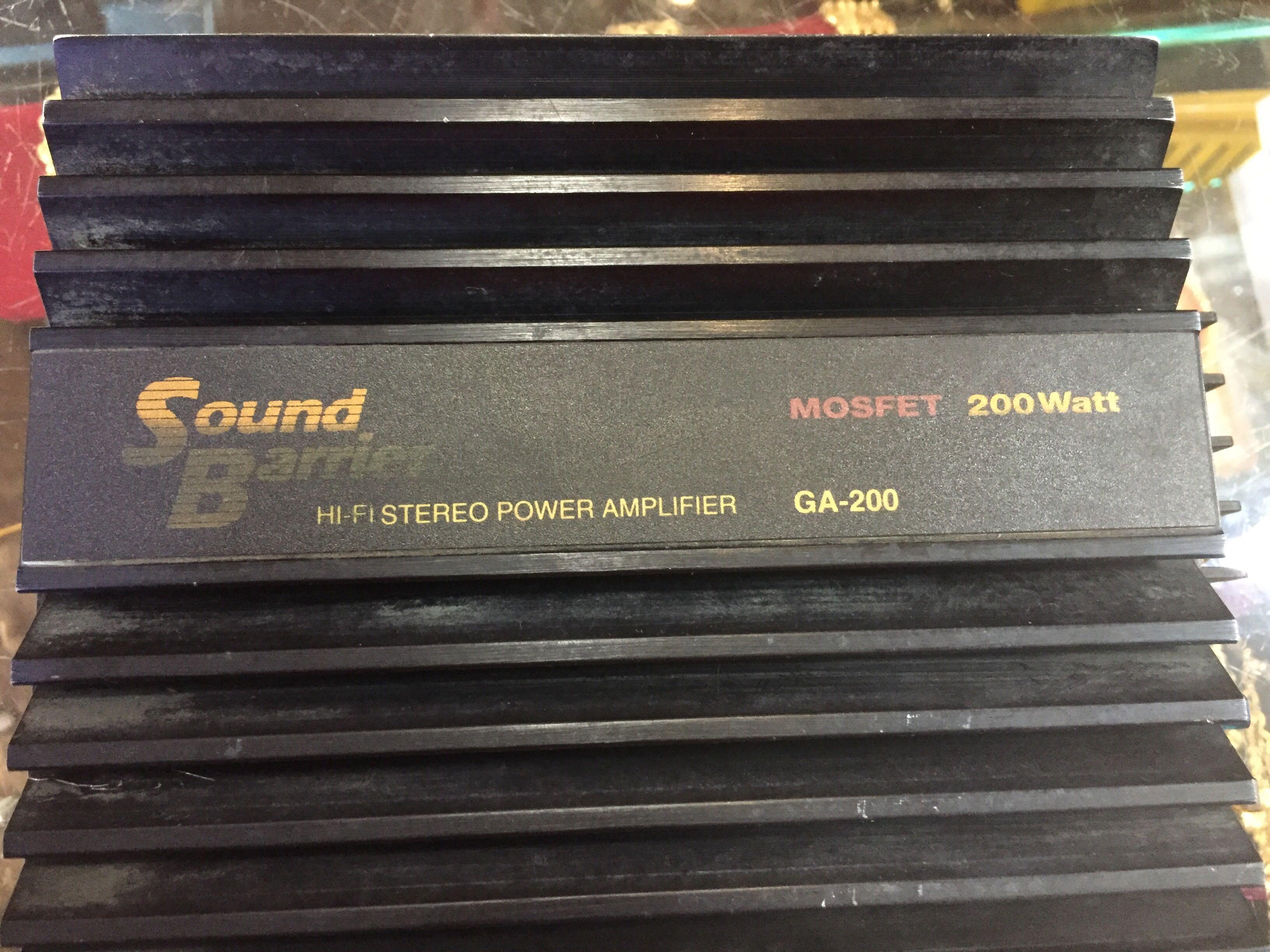 car amplifier Sound Barrier ga-200, Auto Accessories on Carousell