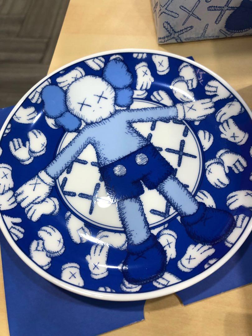 KAWS Holiday Taipi Ceramic Plate Full Set Of 4 ( HK AAA ), Men's ...