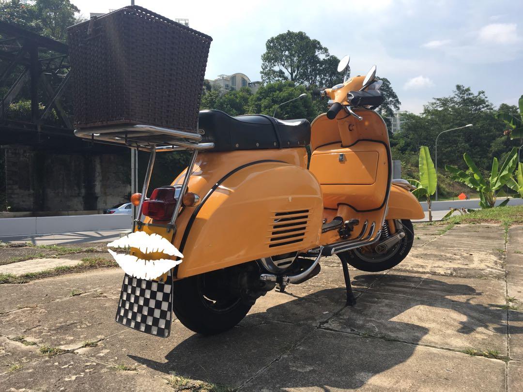 Vespa picnic basket with rack, Motorcycles, Motorcycle Accessories on ...