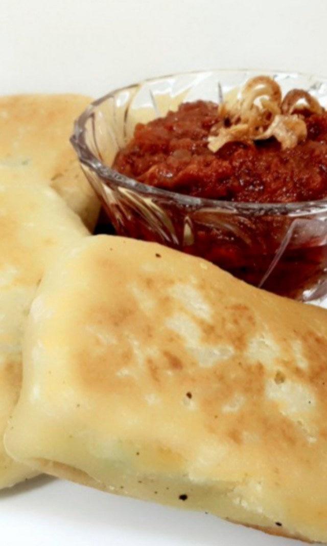 Frozen Roti Boyan, Food & Drinks, Chilled & Frozen Food on Carousell