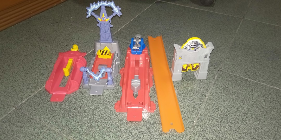 Hot Wheels Track Accessories, Hobbies & Toys, Toys & Games on Carousell