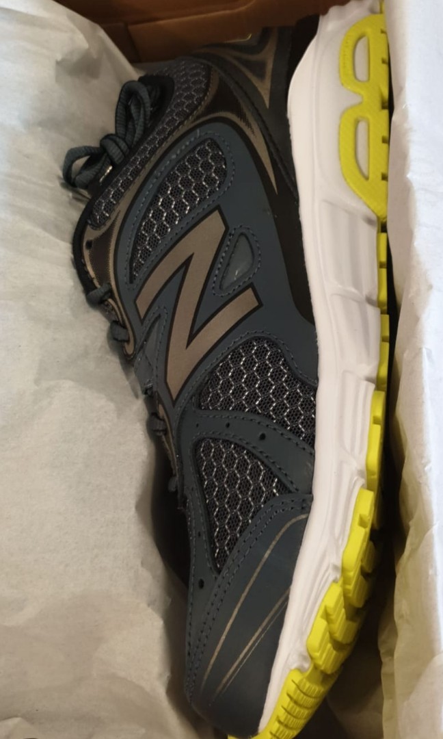 New balance saf running shoe size 9, Men's Fashion, Footwear, Sneakers ...