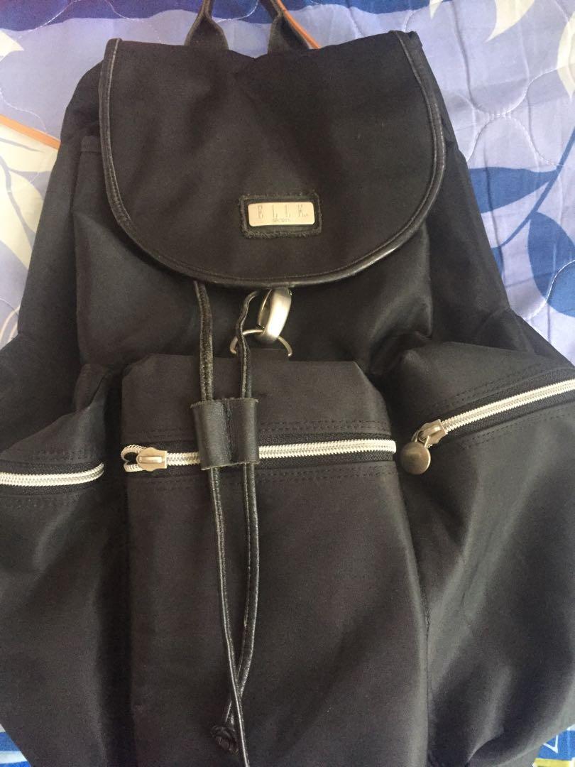 Tas Ransel, Barang Mewah, Tas & Dompet di Carousell