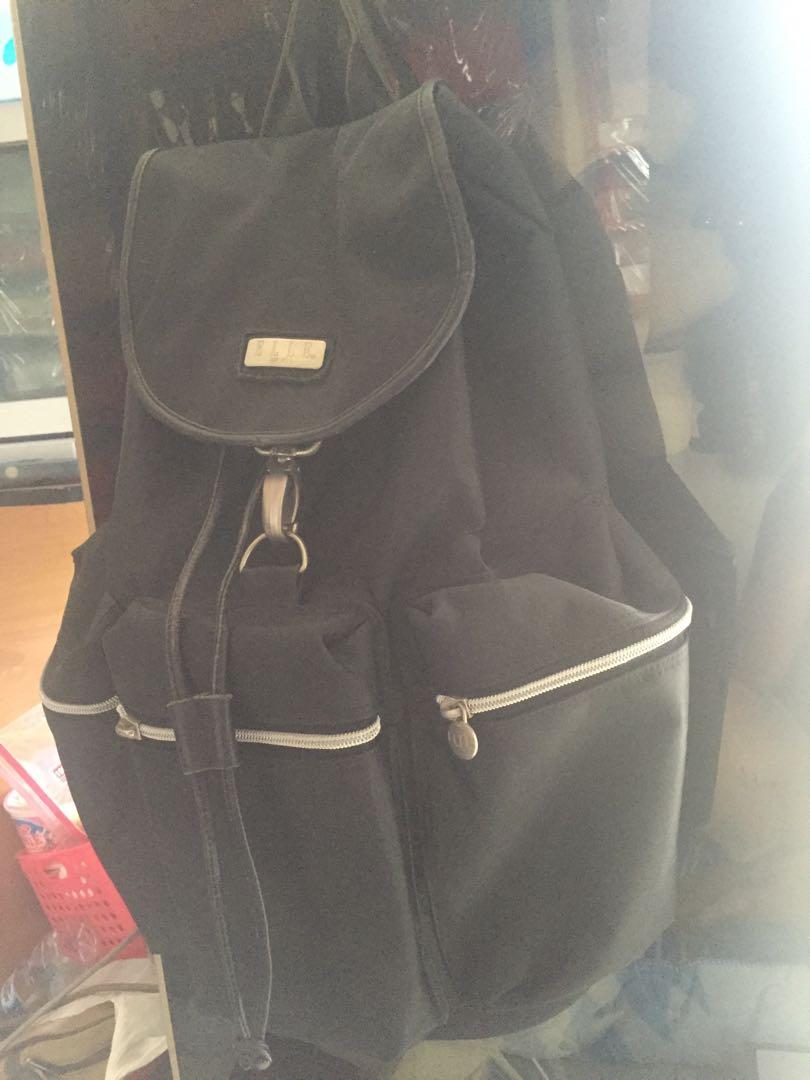 Tas Ransel, Barang Mewah, Tas & Dompet di Carousell