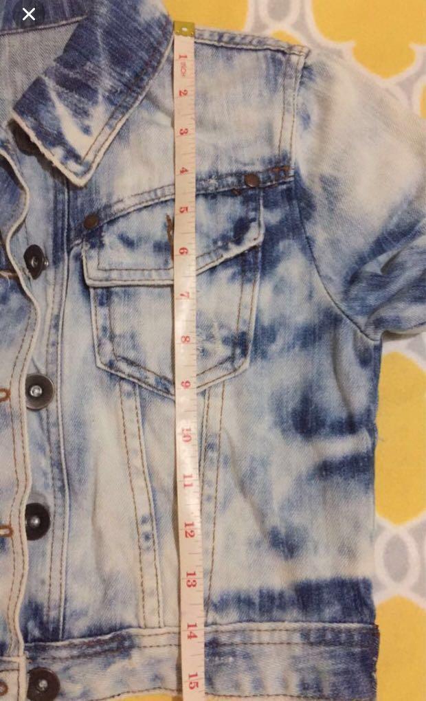 Viva Jeans Acid Washed Cropped Denim Jacket, Women's Fashion, Coats ...