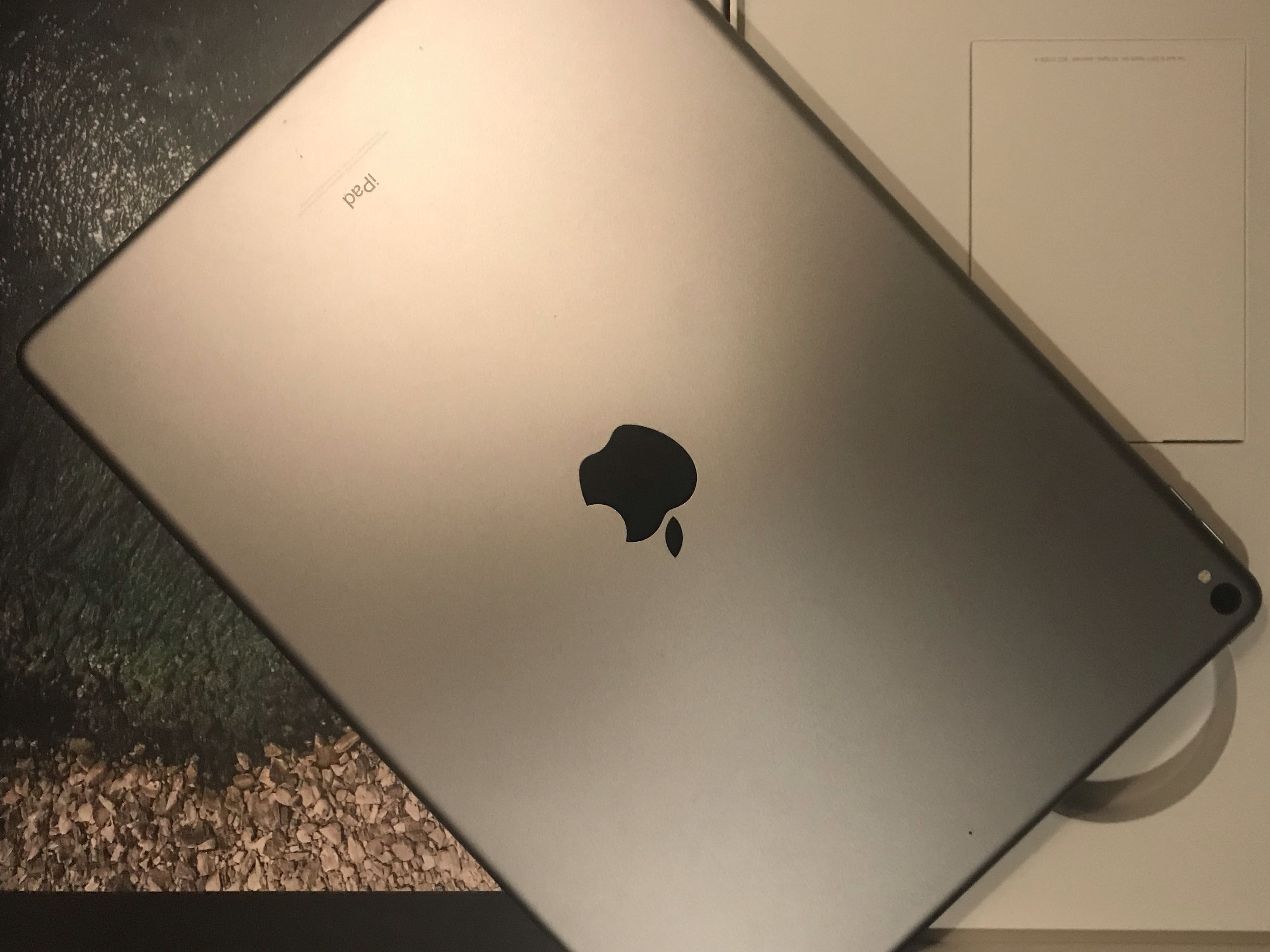 256GB iPad Pro 12.9” Wi-Fi, Audio, Portable Audio Accessories on Carousell