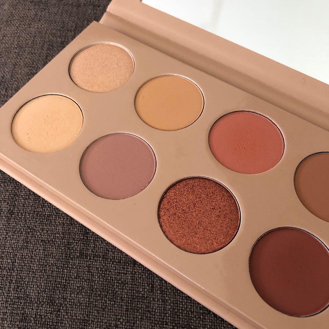 KKW Beauty Classic Eyeshadow Palette, Beauty & Personal Care, Face ...