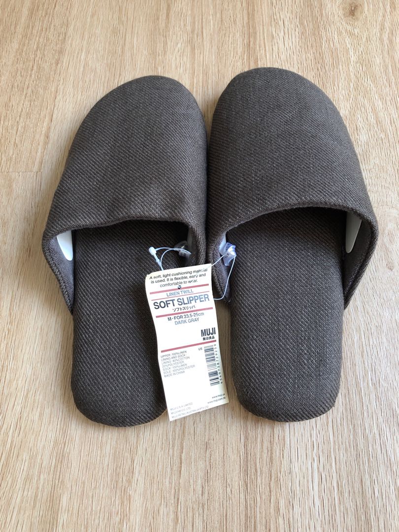 MUJI soft bedroom slippers, Women's Fashion, Footwear, Flipflops and ...