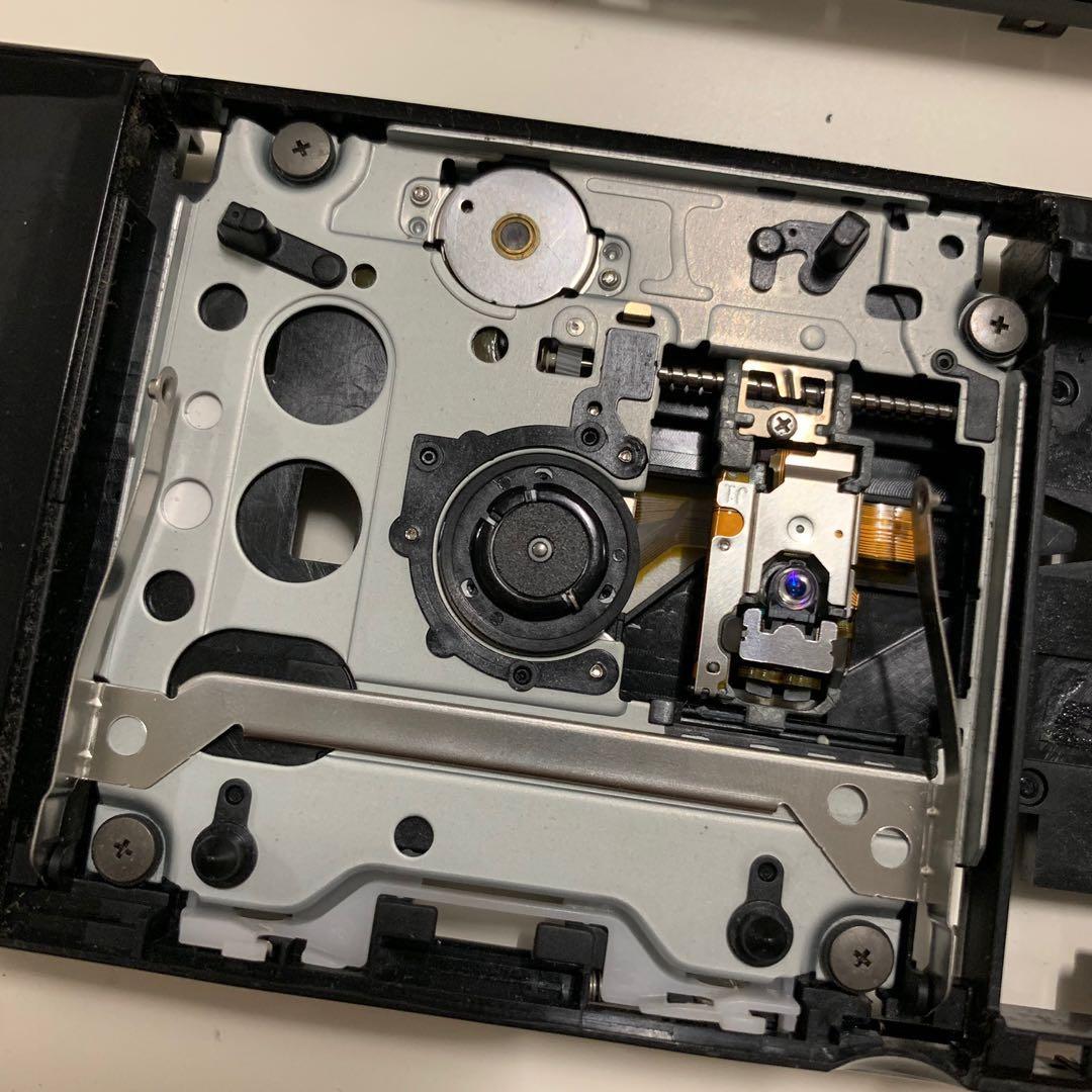 PSP 2000 housing and UMD optic reader, Video Gaming, Video Game ...