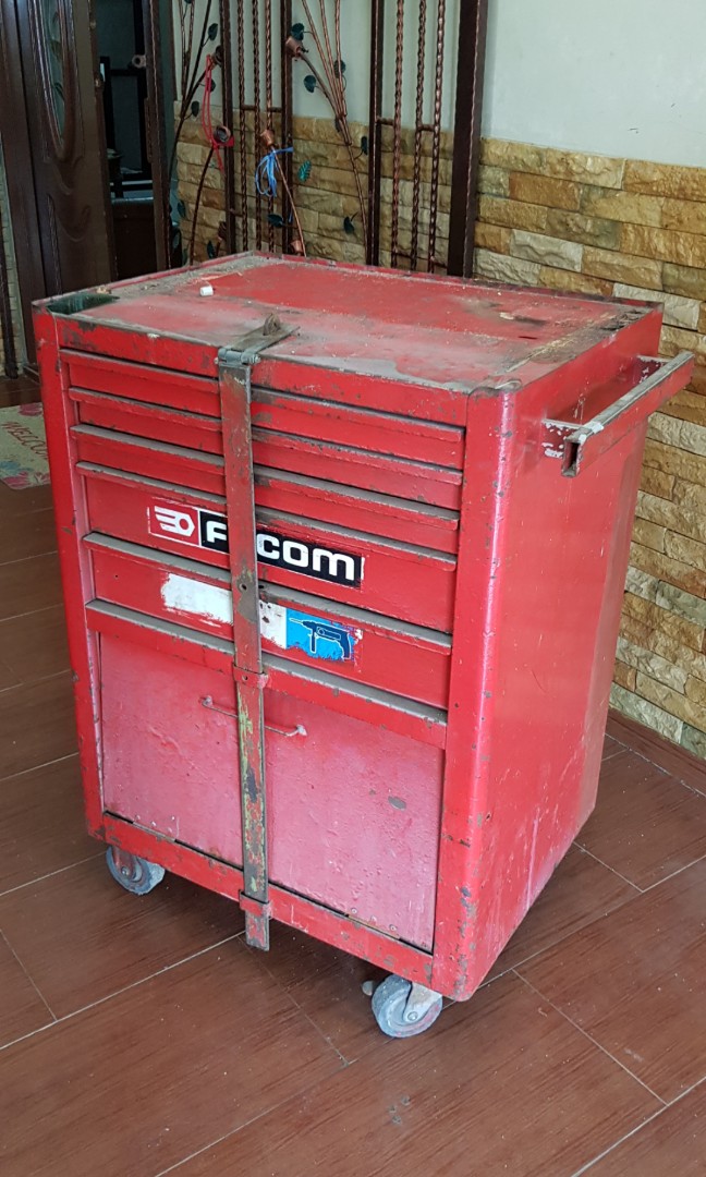 Tool box besi, Auto Accessories on Carousell