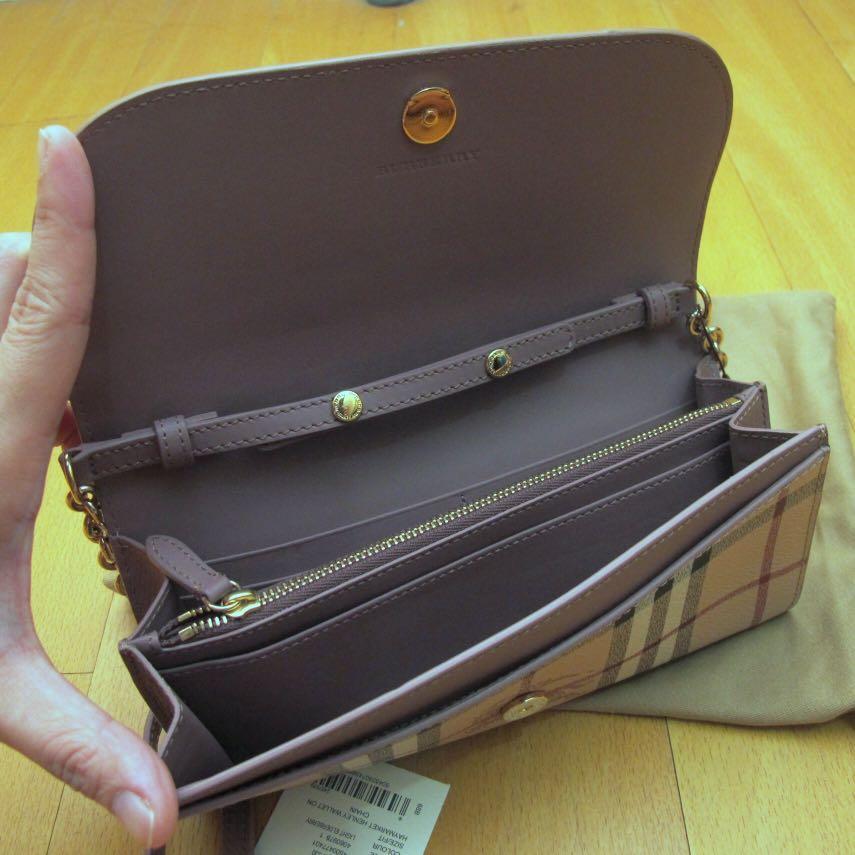 Burberry Henley Haymarket Wallet on Chain, Luxury, Bags & Wallets on ...